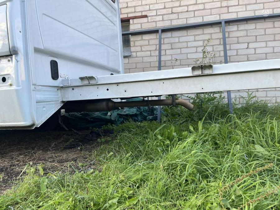 Balts Mercedes-Benz Sprinter 2012 Kauņa, ar dzinēja tilpumu 2.20 L un nobraukumu 123 tūkst. km par 1500 €, foto 5 vietnē AUTOMOTO.COM.LV