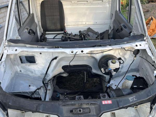 White Mercedes-Benz Sprinter 2012 in Kaunas, with an engine capacity of 2.20 L and mileage of 123 thousand km for 1500 €, photo 10 on AUTOMOTO.COM.LV