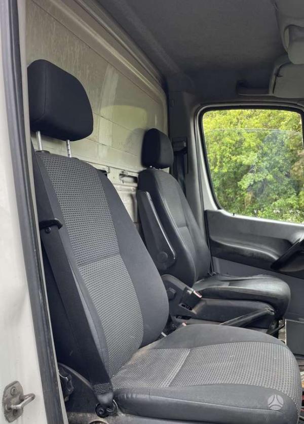 Balts Mercedes-Benz Sprinter 2012 Kauņa, ar dzinēja tilpumu 2.20 L un nobraukumu 430 tūkst. km par 3600 €, foto 4 vietnē AUTOMOTO.COM.LV