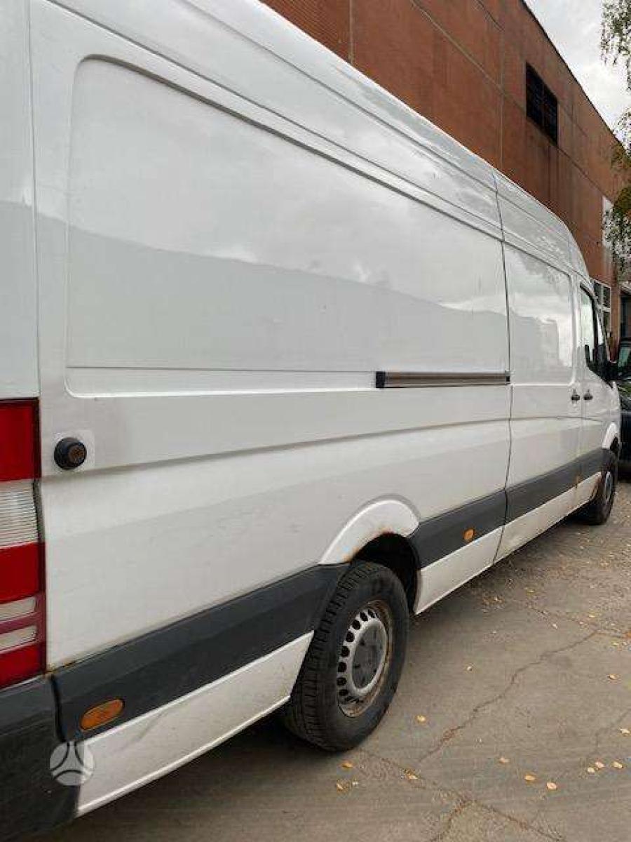 Balts Mercedes-Benz Sprinter 2012 Klaipėda, ar dzinēja tilpumu 2.14 L un nobraukumu 274 tūkst. km par 6500 €, foto 4 vietnē AUTOMOTO.COM.LV