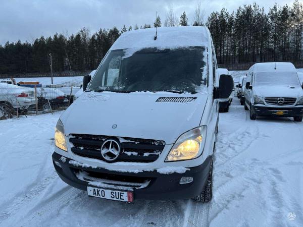 White Mercedes-Benz Sprinter 2013 in Vilnius, with an engine capacity of 2.20 L and mileage of 390 thousand km for 4700 €, photo 2 on AUTOMOTO.COM.LV