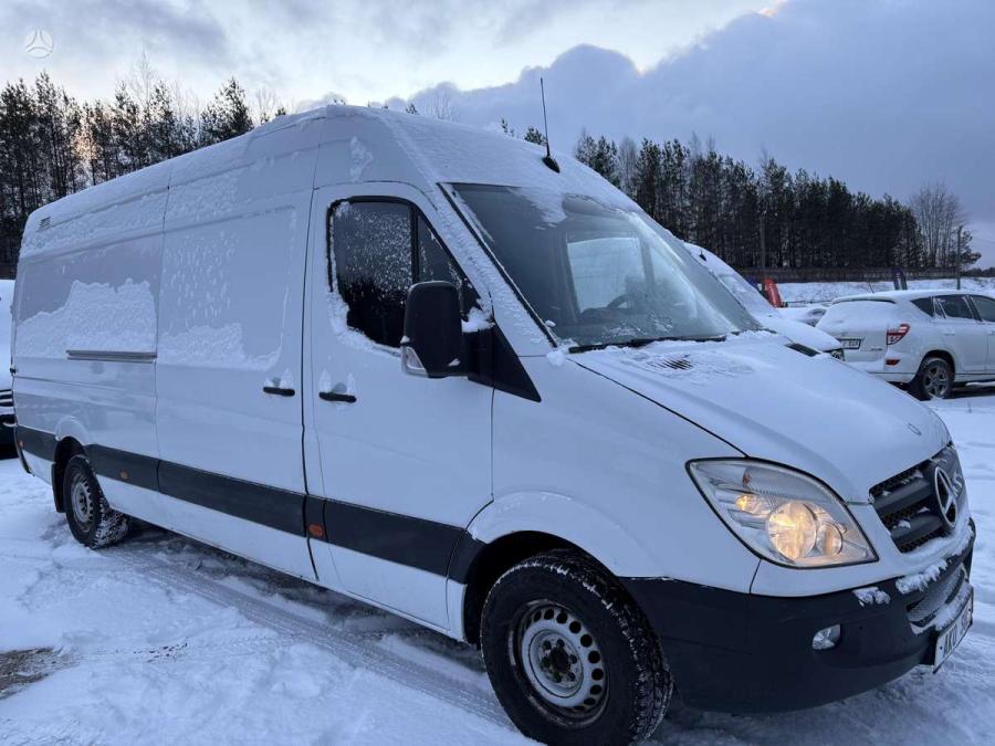 Balts Mercedes-Benz Sprinter 2013 Viļņa, ar dzinēja tilpumu 2.20 L un nobraukumu 390 tūkst. km par 4700 €, foto 5 vietnē AUTOMOTO.COM.LV