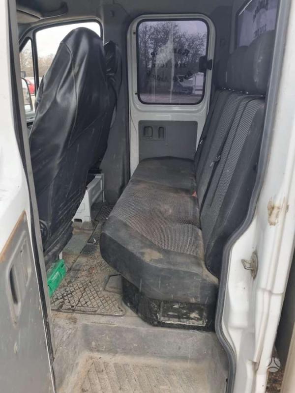 Balts Mercedes-Benz Sprinter 2013 Tauragė, ar dzinēja tilpumu 2.15 L un nobraukumu 330 tūkst. km par 8300 €, foto 9 vietnē AUTOMOTO.COM.LV