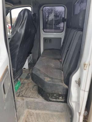 White Mercedes-Benz Sprinter 2013 in Taurage, with an engine capacity of 2.15 L and mileage of 330 thousand km for 8300 €, photo 9 on AUTOMOTO.COM.LV