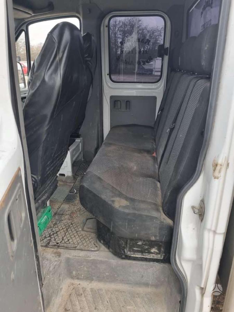 White Mercedes-Benz Sprinter 2013 in Taurage, with an engine capacity of 2.15 L and mileage of 330 thousand km for 8300 €, photo 9 on AUTOMOTO.COM.LV