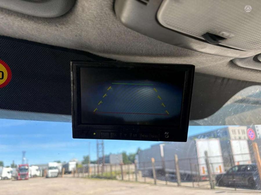 White Mercedes-Benz Sprinter 2013 in Riga, with an engine capacity of 0.00 L and mileage of 367 thousand km for 12000 €, photo 15 on AUTOMOTO.COM.LV