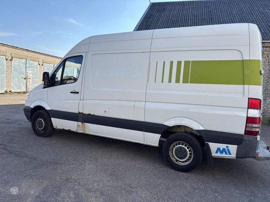 White Mercedes-Benz Sprinter 2013 in Taurage, with an engine capacity of 2.14 L and mileage of 190 thousand km for 5400 €, photo 10 on AUTOMOTO.COM.LV