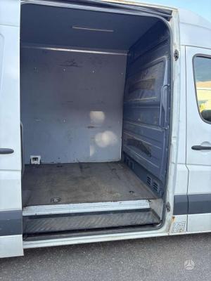 White Mercedes-Benz Sprinter 2013 in Taurage, with an engine capacity of 2.14 L and mileage of 190 thousand km for 5400 €, photo 14 on AUTOMOTO.COM.LV
