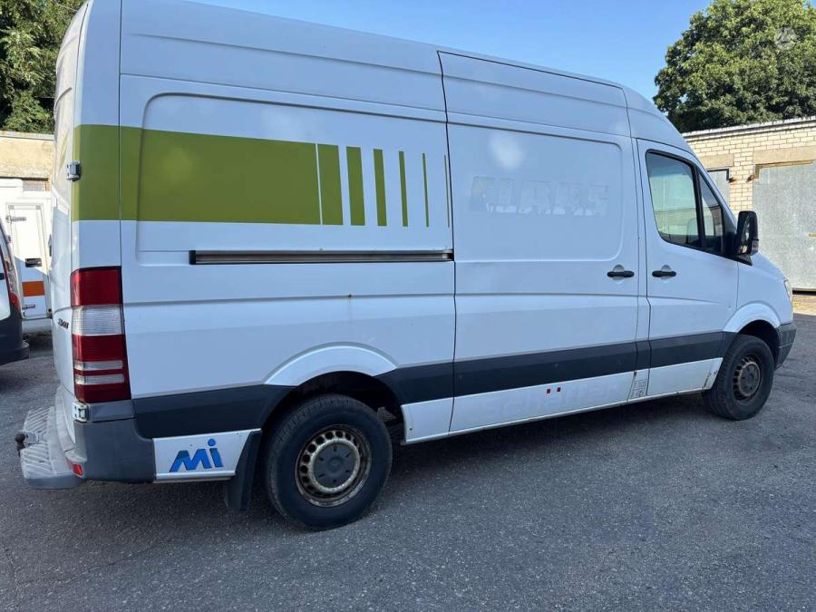 White Mercedes-Benz Sprinter 2013 in Taurage, with an engine capacity of 2.14 L and mileage of 190 thousand km for 5400 €, photo 15 on AUTOMOTO.COM.LV