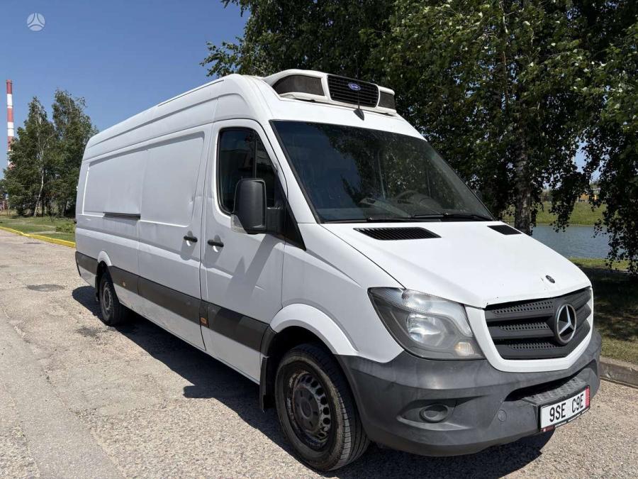 Balts Mercedes-Benz Sprinter 2013 Viļņa, ar dzinēja tilpumu 3.00 L un nobraukumu 293 tūkst. km par 7900 €, foto 4 vietnē AUTOMOTO.COM.LV