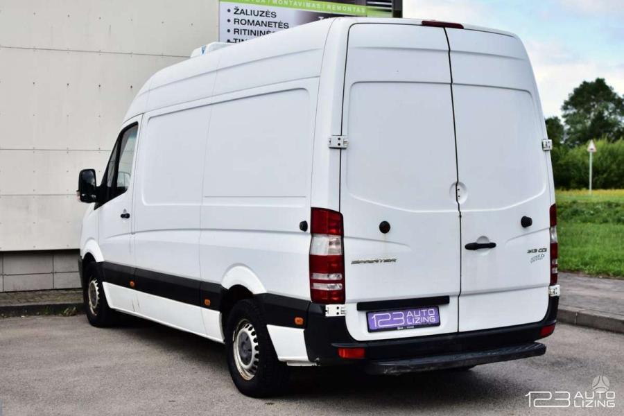 White Mercedes-Benz Sprinter 2013 in Kretinga, with an engine capacity of 2.20 L and mileage of 335 thousand km for 8250 €, photo 7 on AUTOMOTO.COM.LV