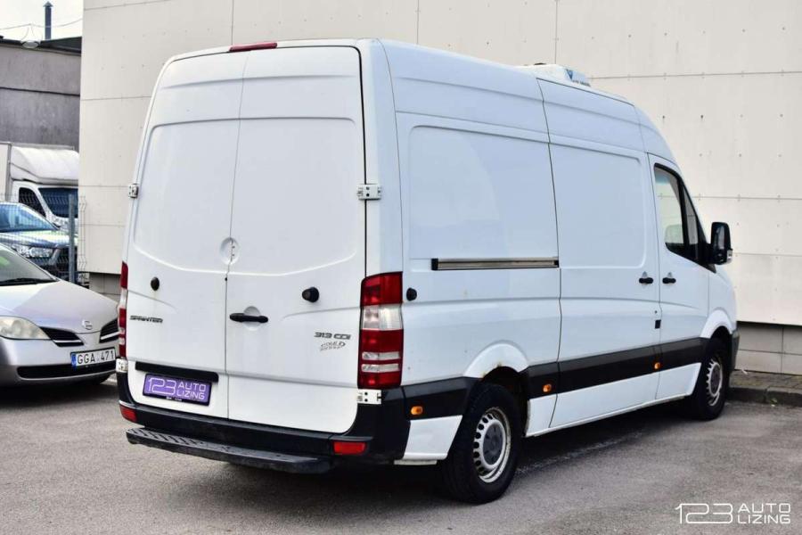 White Mercedes-Benz Sprinter 2013 in Kretinga, with an engine capacity of 2.20 L and mileage of 335 thousand km for 8250 €, photo 9 on AUTOMOTO.COM.LV