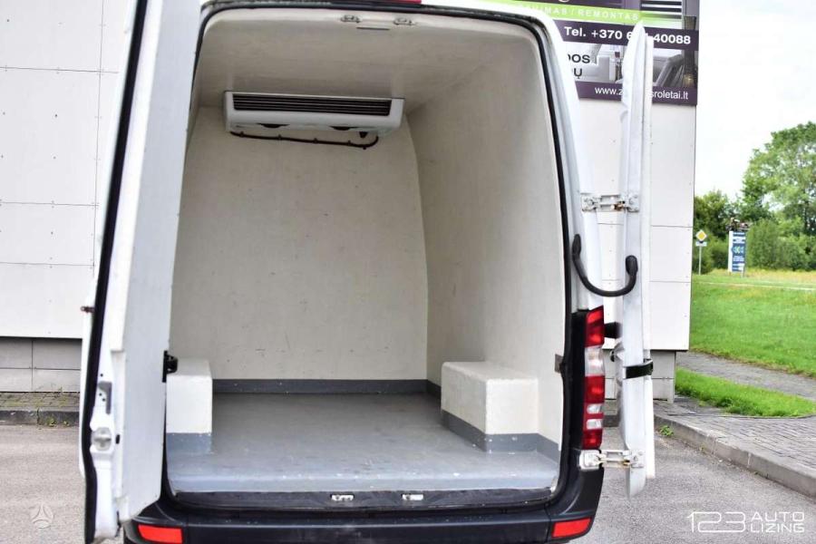 White Mercedes-Benz Sprinter 2013 in Kretinga, with an engine capacity of 2.20 L and mileage of 335 thousand km for 8250 €, photo 10 on AUTOMOTO.COM.LV