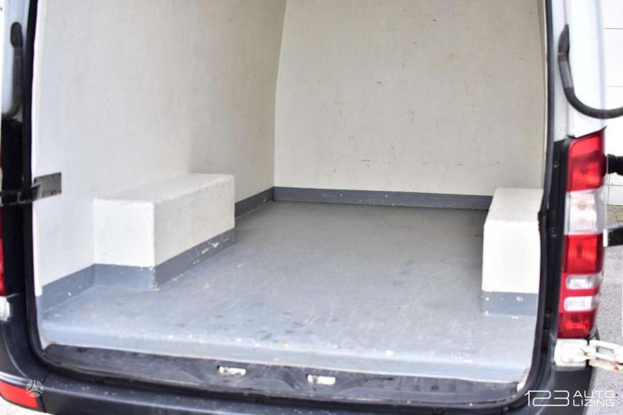 White Mercedes-Benz Sprinter 2013 in Kretinga, with an engine capacity of 2.20 L and mileage of 335 thousand km for 8250 €, photo 11 on AUTOMOTO.COM.LV