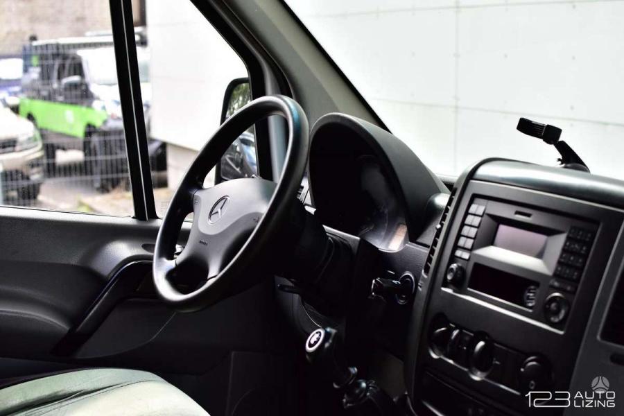 White Mercedes-Benz Sprinter 2013 in Kretinga, with an engine capacity of 2.20 L and mileage of 335 thousand km for 8250 €, photo 25 on AUTOMOTO.COM.LV
