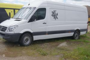 White Mercedes-Benz Sprinter 2013 in Kaunas, with an engine capacity of 0.00 L and mileage of 450 thousand km for 6353 €, photo 3 on AUTOMOTO.COM.LV