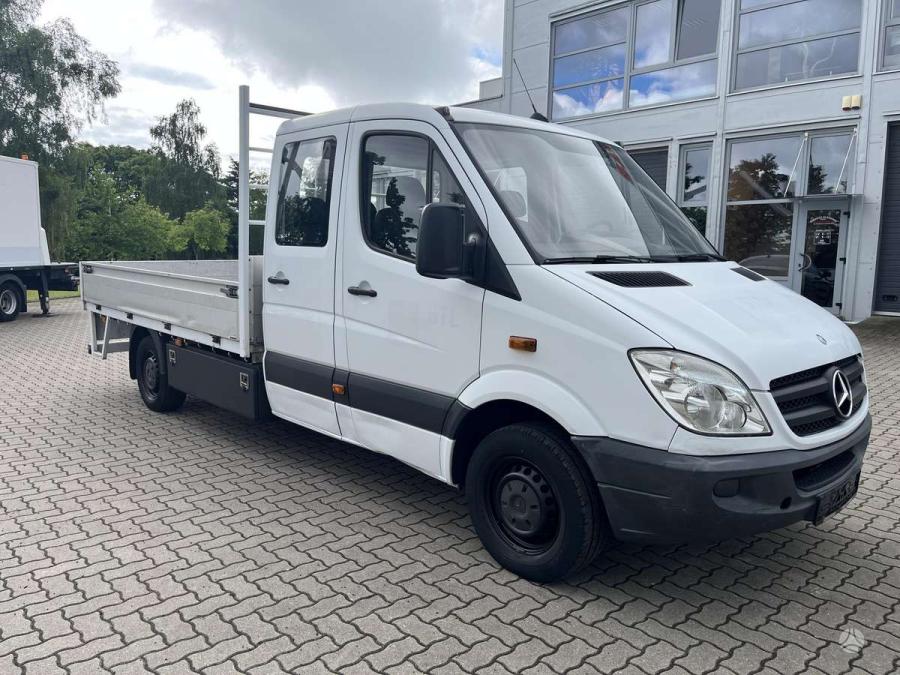 White Mercedes-Benz Sprinter 2013 in Alytus, with an engine capacity of 2.14 L and mileage of 221 thousand km for 12800 €, photo 3 on AUTOMOTO.COM.LV