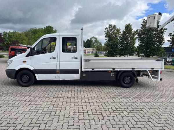 White Mercedes-Benz Sprinter 2013 in Alytus, with an engine capacity of 2.14 L and mileage of 221 thousand km for 12800 €, photo 5 on AUTOMOTO.COM.LV