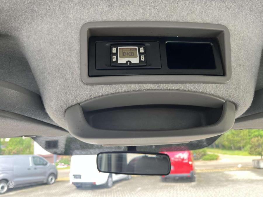 White Mercedes-Benz Sprinter 2013 in Alytus, with an engine capacity of 2.14 L and mileage of 221 thousand km for 12800 €, photo 14 on AUTOMOTO.COM.LV