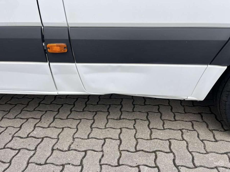 White Mercedes-Benz Sprinter 2013 in Alytus, with an engine capacity of 2.14 L and mileage of 221 thousand km for 12800 €, photo 25 on AUTOMOTO.COM.LV