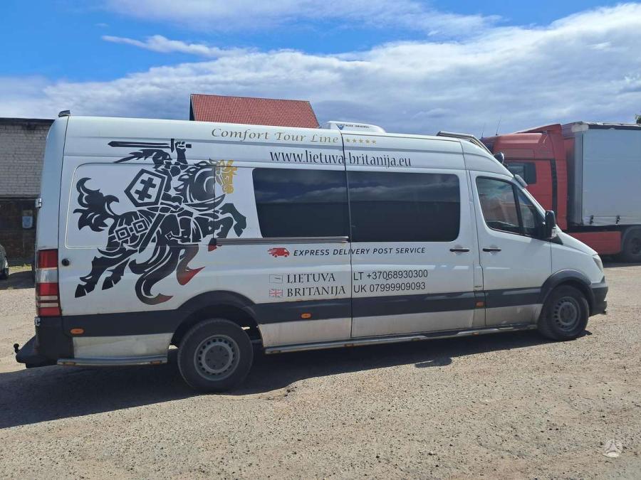White Mercedes-Benz Sprinter 2013 in Kaunas, with an engine capacity of 2.14 L and mileage of 390 thousand km for 9500 €, photo 1 on AUTOMOTO.COM.LV