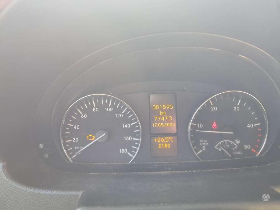 White Mercedes-Benz Sprinter 2013 in Kaunas, with an engine capacity of 2.14 L and mileage of 390 thousand km for 9500 €, photo 28 on AUTOMOTO.COM.LV