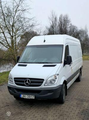 White Mercedes-Benz Sprinter 2013 in Riga, with an engine capacity of 2.20 L and mileage of 329 thousand km for 5700 €, photo 3 on AUTOMOTO.COM.LV