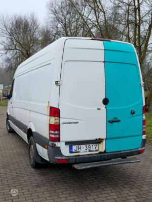 White Mercedes-Benz Sprinter 2013 in Riga, with an engine capacity of 2.20 L and mileage of 329 thousand km for 5700 €, photo 6 on AUTOMOTO.COM.LV
