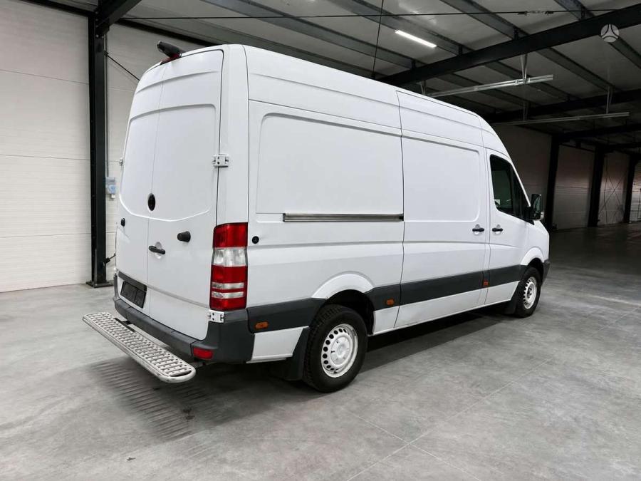 Balts Mercedes-Benz Sprinter 2013 Klaipėda, ar dzinēja tilpumu 0.00 L un nobraukumu 300 tūkst. km par 3999 €, foto 4 vietnē AUTOMOTO.COM.LV