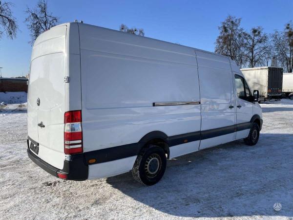 White Mercedes-Benz Sprinter 2014 in Kaunas, with an engine capacity of 2.20 L and mileage of 370 thousand km for 4400 €, photo 4 on AUTOMOTO.COM.LV