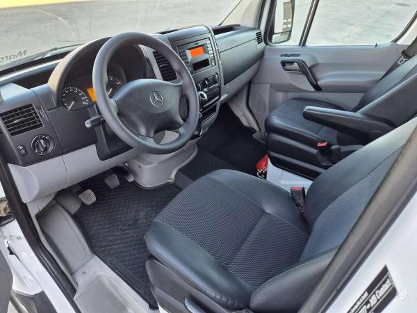 White Mercedes-Benz Sprinter 2014 in Mazeikiai, with an engine capacity of 2.20 L and mileage of 209 thousand km for 12300 €, photo 7 on AUTOMOTO.COM.LV