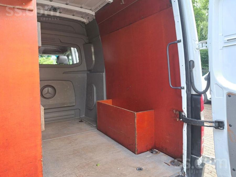 Balts Mercedes-Benz Sprinter 2014 Rīga, ar dzinēja tilpumu 2.20 L un nobraukumu 0 tūkst. km par 17545 €, foto 18 vietnē AUTOMOTO.COM.LV