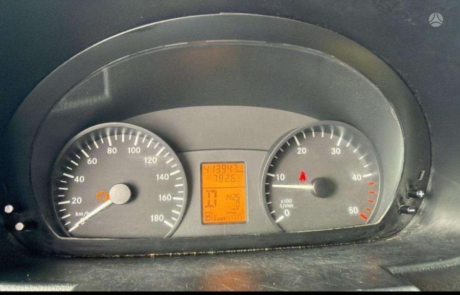 Balts Mercedes-Benz Sprinter 2014 Marijampole, ar dzinēja tilpumu 2.14 L un nobraukumu 400 tūkst. km par 7700 €, foto 11 vietnē AUTOMOTO.COM.LV