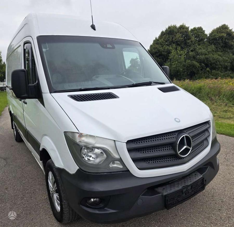 White Mercedes-Benz Sprinter 2014 in Siauliai, with an engine capacity of 2.20 L and mileage of 300 thousand km for 7350 €, photo 11 on AUTOMOTO.COM.LV