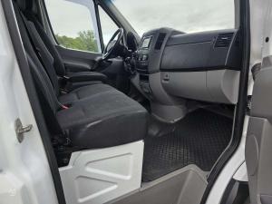 White Mercedes-Benz Sprinter 2014 in Siauliai, with an engine capacity of 2.20 L and mileage of 300 thousand km for 7350 €, photo 15 on AUTOMOTO.COM.LV