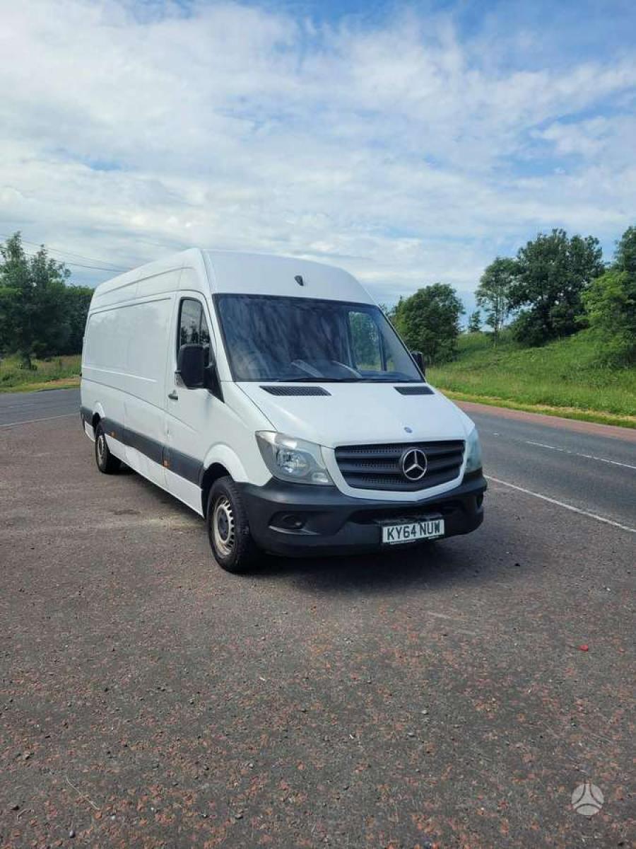 White Mercedes-Benz Sprinter 2014 in Marijampole, with an engine capacity of 2.14 L and mileage of 350 thousand km for 4200 €, photo 1 on AUTOMOTO.COM.LV