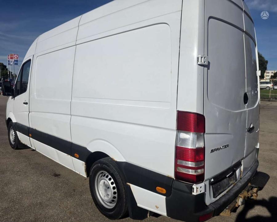 Balts Mercedes-Benz Sprinter 2014 Marijampole, ar dzinēja tilpumu 2.14 L un nobraukumu 415 tūkst. km par 7550 €, foto 4 vietnē AUTOMOTO.COM.LV