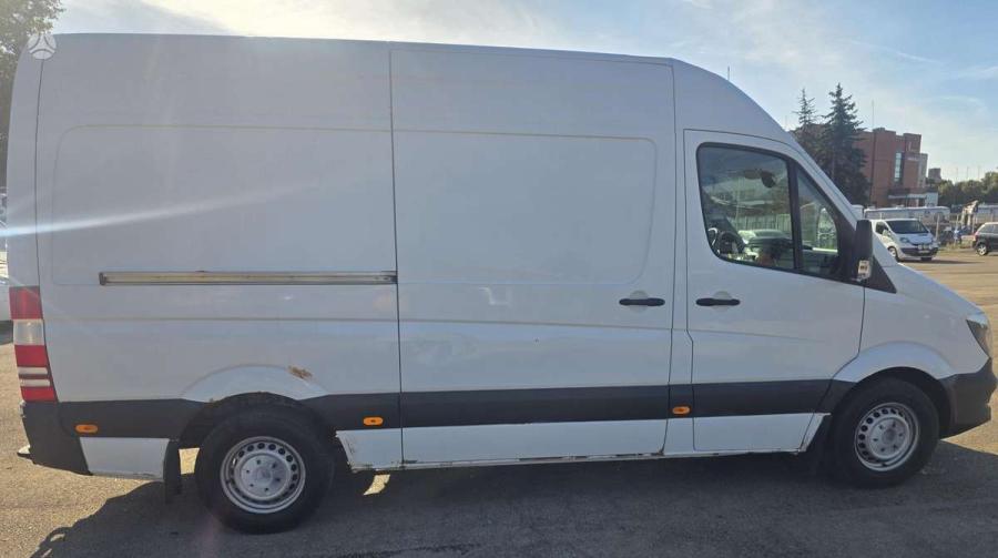 Balts Mercedes-Benz Sprinter 2014 Marijampole, ar dzinēja tilpumu 2.14 L un nobraukumu 415 tūkst. km par 7550 €, foto 6 vietnē AUTOMOTO.COM.LV