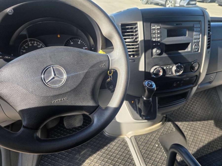Balts Mercedes-Benz Sprinter 2014 Marijampole, ar dzinēja tilpumu 2.14 L un nobraukumu 415 tūkst. km par 7550 €, foto 10 vietnē AUTOMOTO.COM.LV