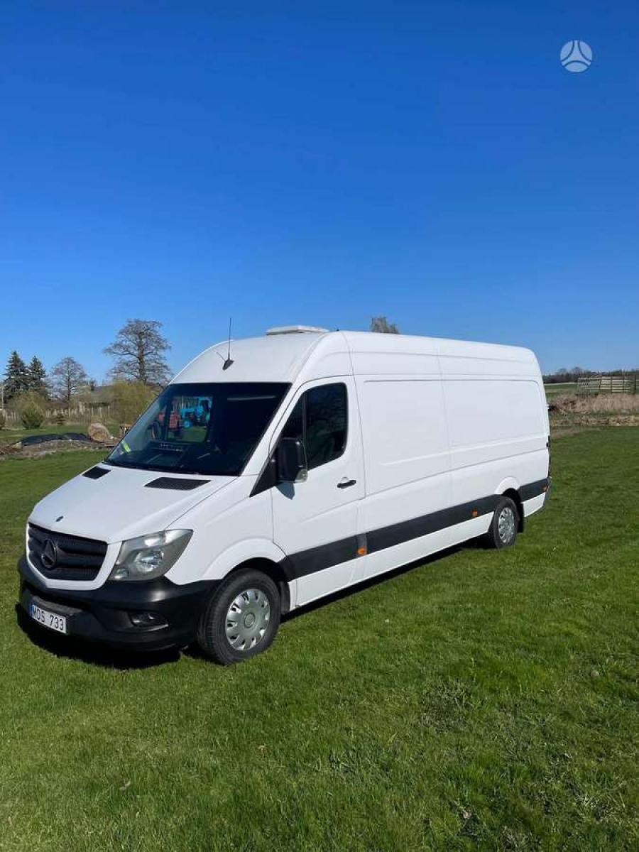 Balts Mercedes-Benz Sprinter 2014 Jonava, ar dzinēja tilpumu 2.15 L un nobraukumu 879 tūkst. km par 8500 €, foto 3 vietnē AUTOMOTO.COM.LV