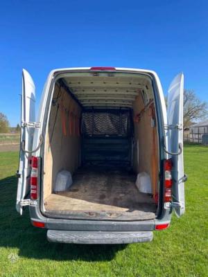 Balts Mercedes-Benz Sprinter 2014 Jonava, ar dzinēja tilpumu 2.15 L un nobraukumu 879 tūkst. km par 8500 €, foto 7 vietnē AUTOMOTO.COM.LV