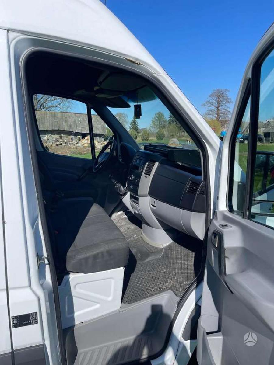 White Mercedes-Benz Sprinter 2014 in Jonava, with an engine capacity of 2.15 L and mileage of 879 thousand km for 8500 €, photo 16 on AUTOMOTO.COM.LV