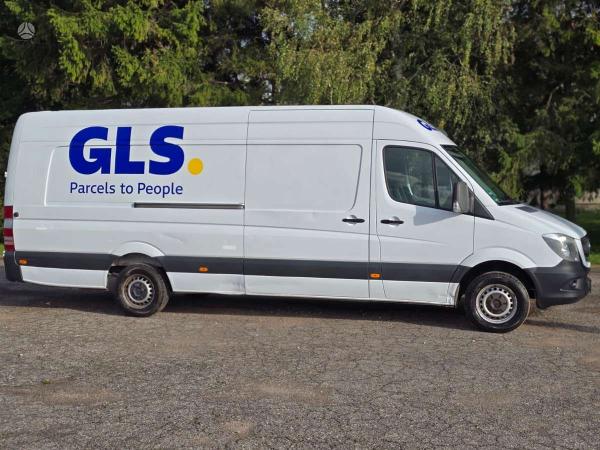 White Mercedes-Benz Sprinter 2014 in Kursenai, with an engine capacity of 2.20 L and mileage of 357 thousand km for 8750 €, photo 6 on AUTOMOTO.COM.LV