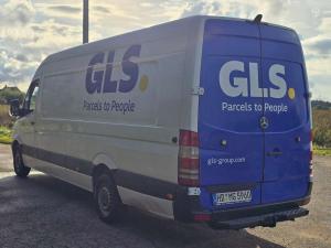 White Mercedes-Benz Sprinter 2014 in Kursenai, with an engine capacity of 2.20 L and mileage of 357 thousand km for 8750 €, photo 9 on AUTOMOTO.COM.LV