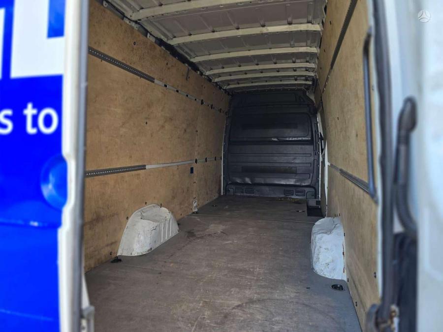 White Mercedes-Benz Sprinter 2014 in Kursenai, with an engine capacity of 2.20 L and mileage of 357 thousand km for 8750 €, photo 19 on AUTOMOTO.COM.LV