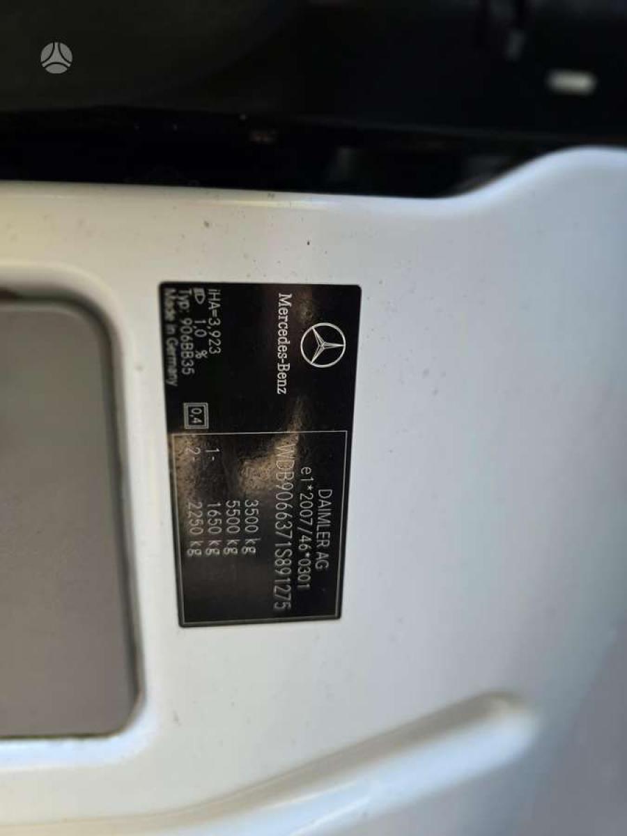 White Mercedes-Benz Sprinter 2014 in Kursenai, with an engine capacity of 2.20 L and mileage of 357 thousand km for 8750 €, photo 26 on AUTOMOTO.COM.LV