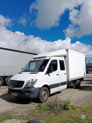 White Mercedes-Benz Sprinter 2014 in Vilnius, with an engine capacity of 2.14 L and mileage of 455 thousand km for 12700 €, photo 3 on AUTOMOTO.COM.LV