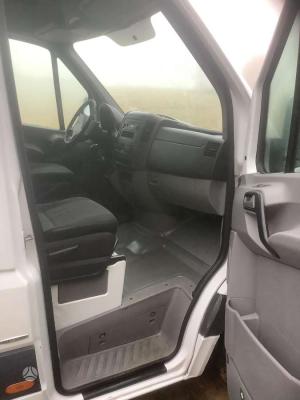 Balts Mercedes-Benz Sprinter 2015 Viļņa, ar dzinēja tilpumu 2.20 L un nobraukumu 550 tūkst. km par 6500 €, foto 6 vietnē AUTOMOTO.COM.LV