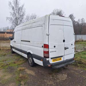 White Mercedes-Benz Sprinter 2015 in Marijampole, with an engine capacity of 0.00 L and mileage of 220 thousand km for 1900 €, photo 10 on AUTOMOTO.COM.LV