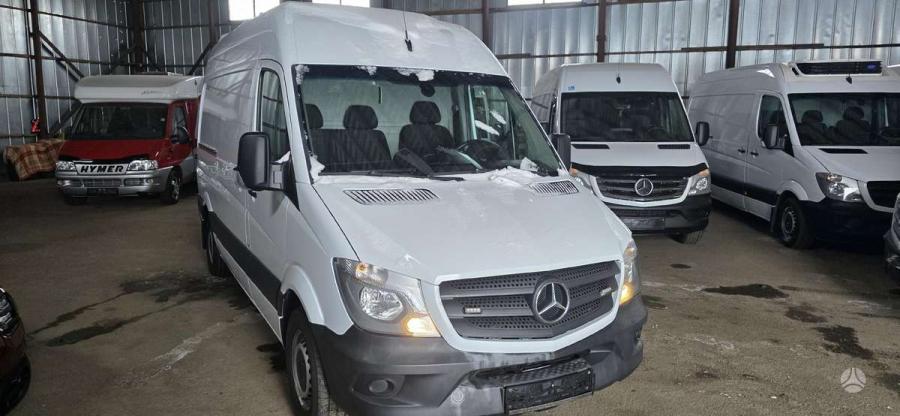 Balts Mercedes-Benz Sprinter 2015 Šauļi, ar dzinēja tilpumu 2.14 L un nobraukumu 275 tūkst. km par 9850 €, foto 8 vietnē AUTOMOTO.COM.LV